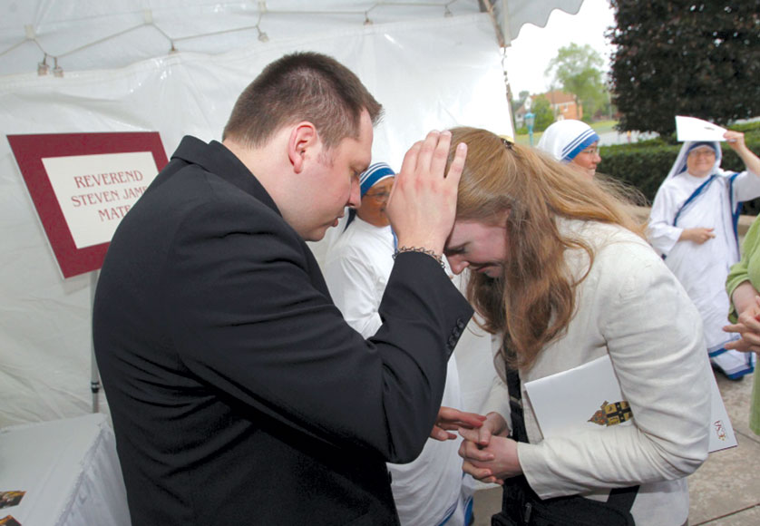 One vocation to another: Woman thanks priests for celibacy - Detroit ...